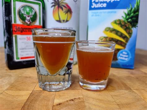 20 Tropical Pineapple Juice Cocktails Occasional Cocktails