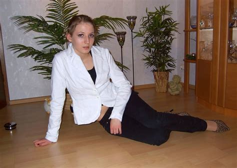 Gerade Mal 18 Jahre Alt Und Schon Nacktbilder Photo 65 91 109