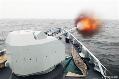 多型舰艇亮剑直击东部战区练兵备战现场 大河新闻