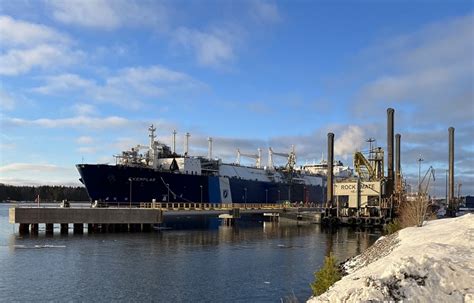 Finlands Floating Lng Terminal Is Ready For Gas Delivery