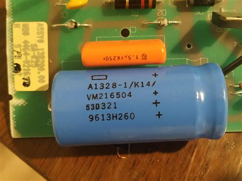 What Is The Capacitance Of This Capacitor R Askelectronics