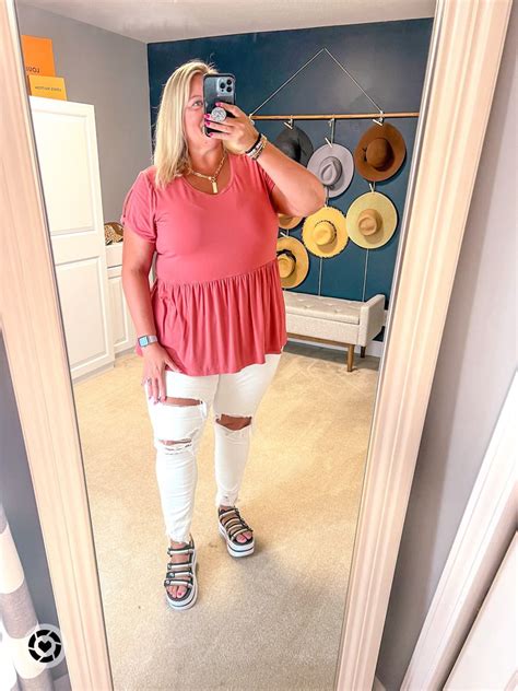 Plus Size Spring Outfits Plus Size Peplum Spring Outfits White Jeans Outfit