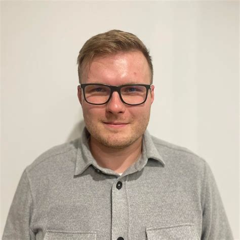 adrian mikołajczyk customer success specialist restbill linkedin