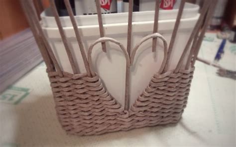Плетение из газет Запись со стены в 2024 г Плетеная спальня Плетение Корзина для газет