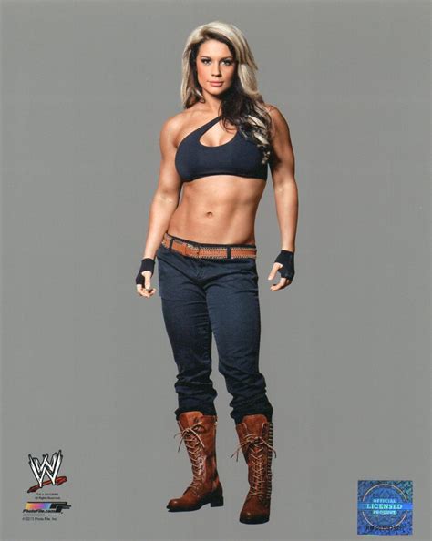 Wwe Kaitlyn 2013 Wallpaper Kaitlyn Aka Celeste Bonin Signed 8x10 Wwe