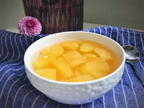 美食推薦豆豉蒸鯽魚蘋果甜湯泡菜雞米芽菜的做法 每日頭條