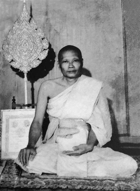 ท่านเจ้าคุณศรี สนธิ์ วัดสุทัศน์ฯ 8 12 เหรียญหล่อพระพุทธชินราช5เหลี่ยม ตอกโค๊ตมค๑เนื้อทองผสมจ