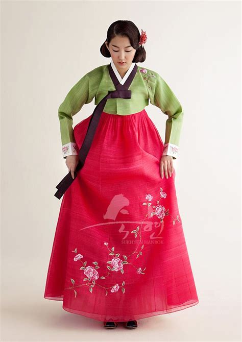 자수 녹의홍상 숙현한복 Korean Outfits Korean Dress Hanbok