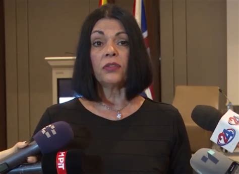 Бендевска ќе ја тужи државата поради недостигот на учебници Независен Весник