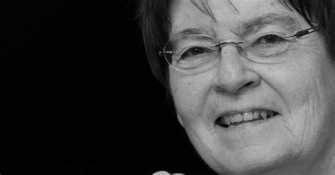 Nicole Brossard Centre Du Théâtre Daujourdhui