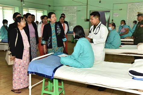 ဒုတိယဗိုလ်ချုပ်မှူးကြီး စိုးဝင်း ဗထူးတပ်မြို့ရှိ တပ်မတော်ဆေးရုံ၊ တိရစ္ဆာန်မွေးမြူရေးနှင့် လေ့က