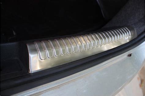 Купить для volkswagen vw jetta mk6 задний бампер подоконник / protector ...