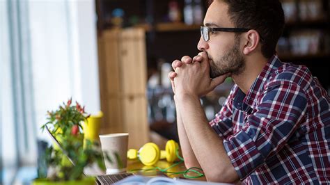 Beyond The Surface Lasik Vs Icl For Long Term Vision Correction Atlantic Eye Centre