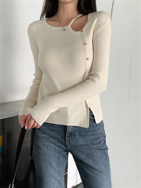 핑크캔디스 어깨트임 단추 골지 니트