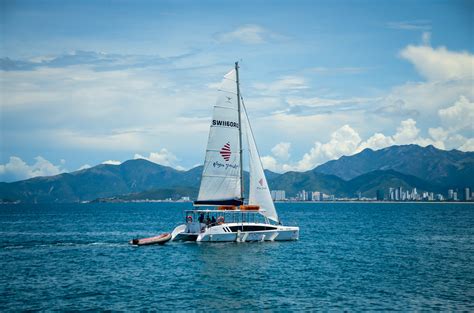 나트랑 럭셔리 선셋 카타마란 요트 투어 Bbq 디너 라이브 Dj공연 포함