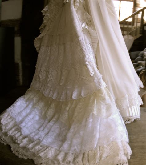 Vintage Lace Wedding Dress Patterns