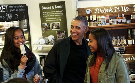 Barack Obama Cute Moments With Sasha And Malia Popsugar Celebrity Photo 16