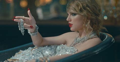 The Taylor Swift Conundrum Huffpost
