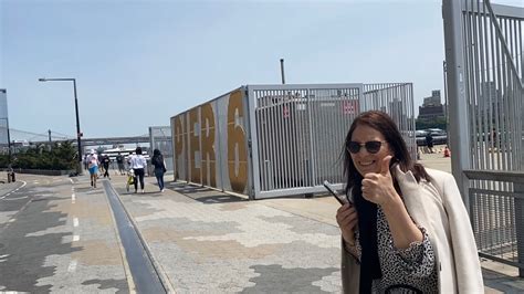 ტორტი მადამ პეპელას უღებთ ტაქსით ნიუ იორკში 17 Youtube