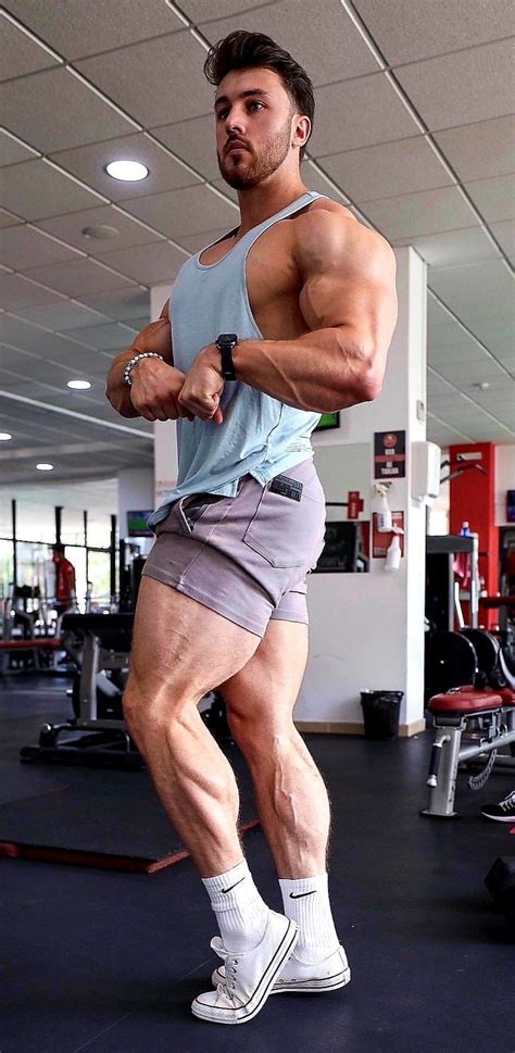 Pin By Nagato Yuki On Brandon Harding Gym Men Muscle Men Sports Coach
