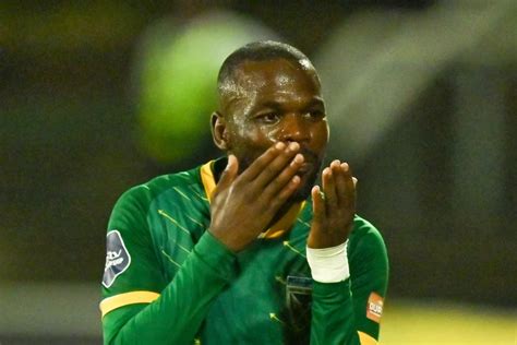 Mutizwa O Ikopantšha Le Richards Bay Semmušo Dipapadi Tsa Batho
