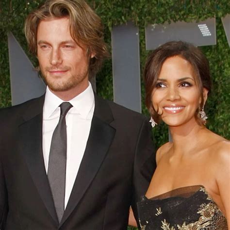 Halle Berry En Gabriel Aubry Halle Berry And Gabriel Aubry Cafe Fuego