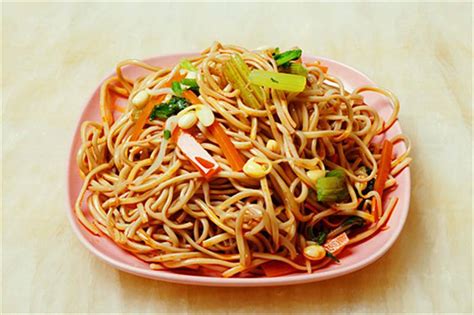 来华山必吃的美味 2025华阴榜单 景点 住宿 美食 购物 游玩排行榜去哪儿攻略