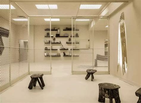 Silent Dialogue Between People And Objects Alma Allen