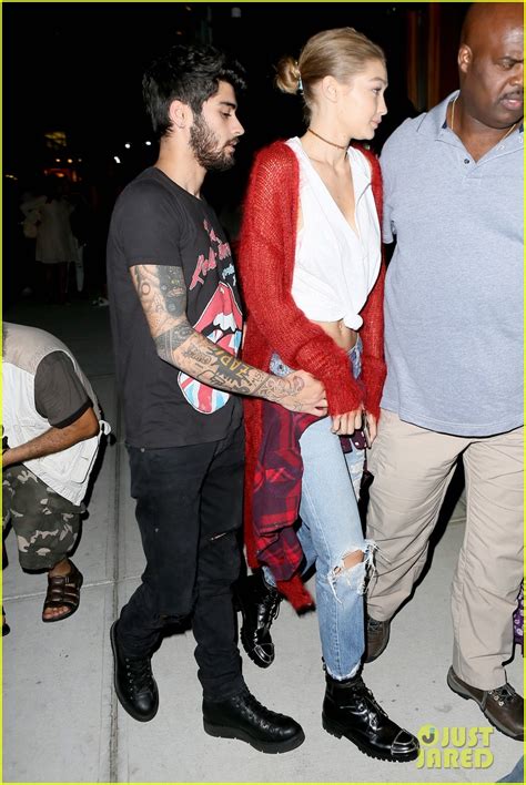 Zayn Malik And Gigi Hadid Show Some Pda After Her Tommyxgigi Show