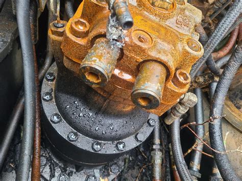 Klc10020 Case Cx160 Hydraulic Motor For Sale