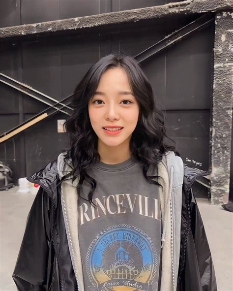 Kim Se Jeong In 2025 Kim Sejeong Everyday Fashion Outfits Korean Girl