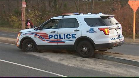 Dc Police Officer Involved In Crash In Northwest Fox 5 Dc