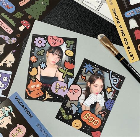 주아이코닉디자인 두들 다이어리의 귀요미 친구들을 스티커 팩으로도 만나실 수 있어요🍀💛 컬러가