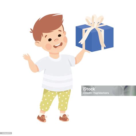 누군가에게 벡터 삽화를 주는 포장된 선물 상자를 들고 있는 귀여운 소년 감정에 대한 스톡 벡터 아트 및 기타 이미지 감정 격려 귀여운 Istock