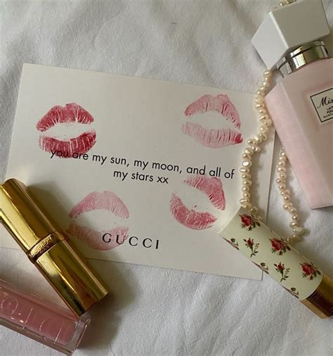 Pin On 𝓭𝓾𝓱𝓲 Dior Girl Old Money Aesthetic Pink Aesthetic