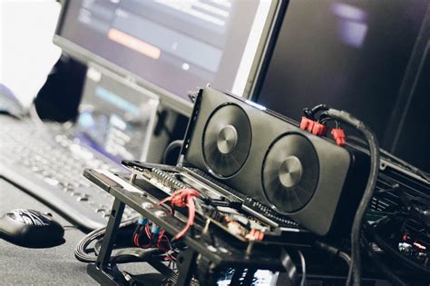 才2个月，intel显卡跑生成式ai和游戏，性能变成了这样 电子工程专辑