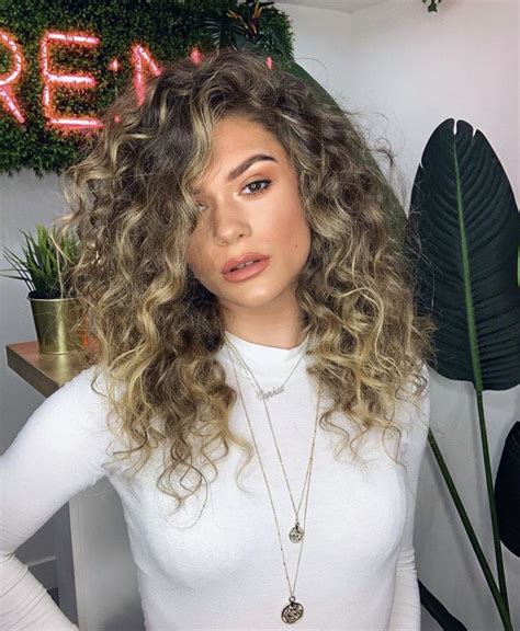 Pin By Susannah On Hair Color And Cuts Hair Color And Cut Dyed Curly Hair Colored Curly Hair