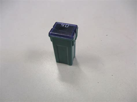 Mahindra Maxi Genuine Fuse 40a New Half Price Parts Car Parts For Half Price Or Less