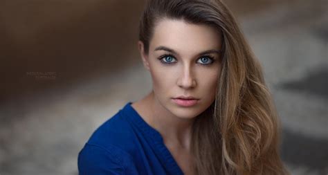 Красивая шатенка с голубыми глазами · бесплатная фотография от Chappie картинки и обои на