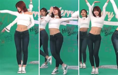 청바지에 흰티 입고 ‘리즈 몸매 경신한 ‘트와이스 모모 영상 인사이트 리즈 복근 모모