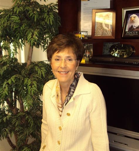 Foleys Susan Connolly Retires After 48 Years With Company Ceg