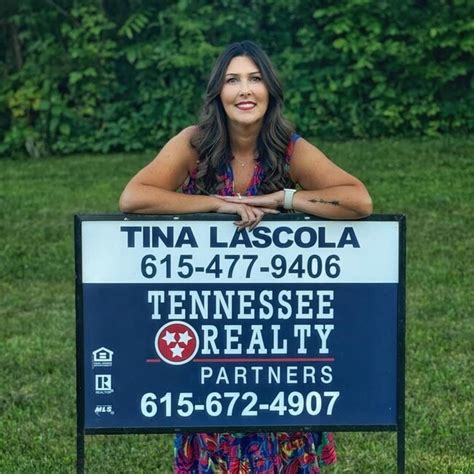 Tina Lascola Real Estate Agent In White House Tn