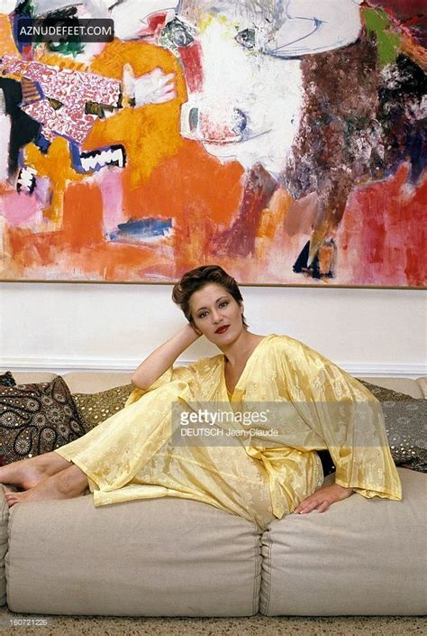 Daniela Silverio Feet Aznudefeet