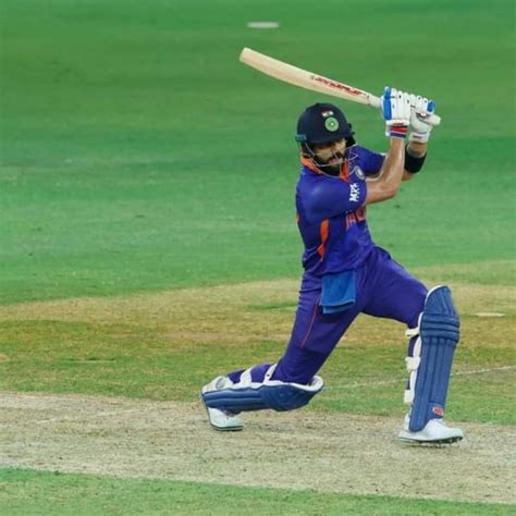 Virat Kohli অজিদের ভয়ের কারণ যখন কিং কোহলি Bengali News Indias Ex Captain Virat Kohli Is