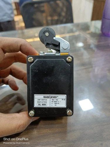 Salzer Sl 609 Limit Switch For Machine Tools 240 Vac At ₹ 650piece
