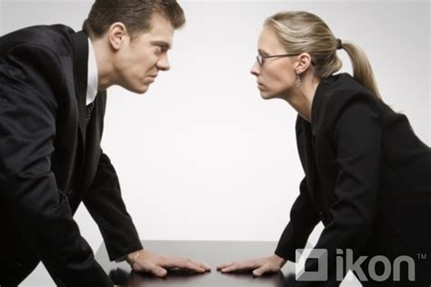 Эрэгтэй эмэгтэй хүмүүсийн АРВАН ГУРВАН ЯЛГАА