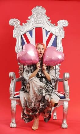 Sex Relationship Expert Alix Fox Unveils Editorial Stock Photo Stock Image Shutterstock