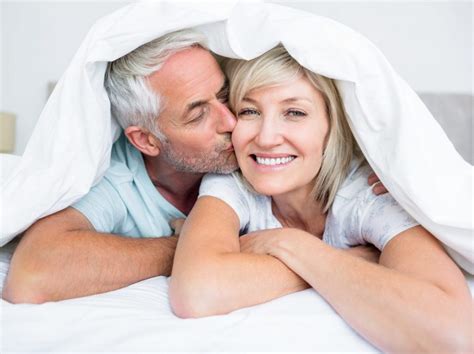 No Midlife Sex Crisis Mature Women Happiest In Bedroom Study Finds