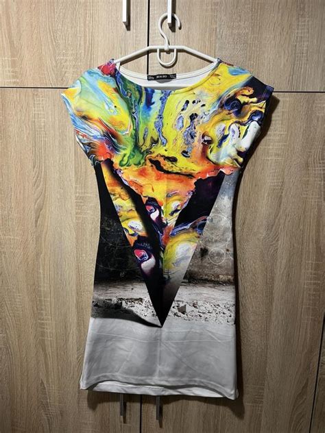 Гарна сукня — ціна 90 грн у каталозі Короткі сукні Купити жіночі речі за доступною ціною на Шафі