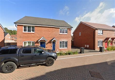 Free Property Report 7 Thorn End Northampton Nn3 8bx Chimnie